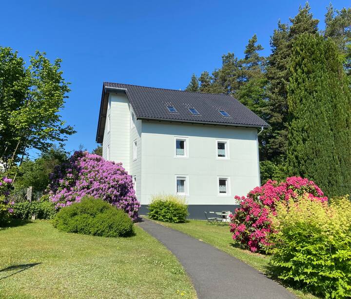 Haus Am Bad -  Traumhafte Lage  Wohnung Im 1. Og - Wunsiedel