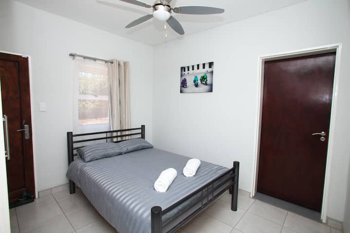 Tumbali's Guestroom - Namibia