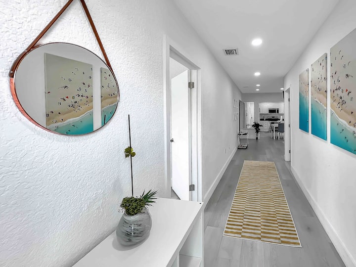 4 Bedroom 3 Bathroom Coral Way Home - Miami, FL