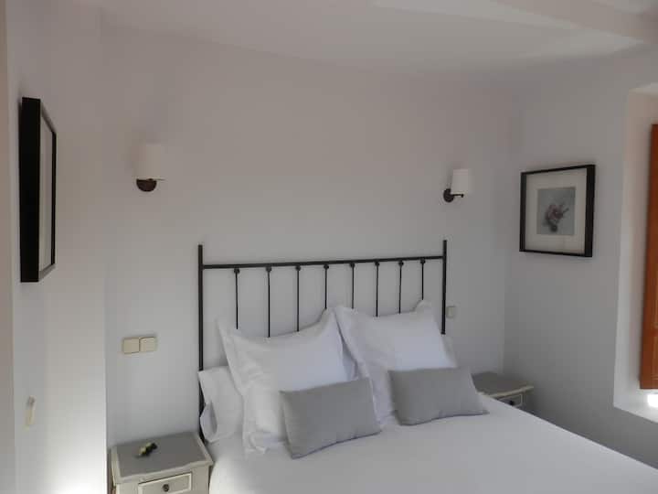 Hotel Rural Gay En Valdesaz (Hab.2) - Sepúlveda