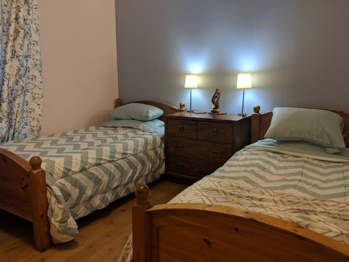Private Room In House 6 Min From Facebook - Palo Alto, CA