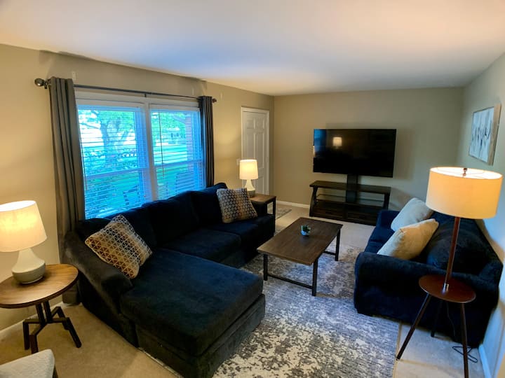 Cozy Murfreesboro Home With 3 Br And 5 Beds - Murfreesboro, TN