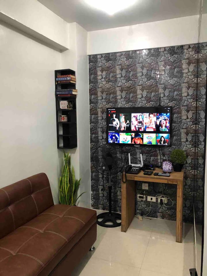 1 Unit W/ 2 Bedrooms Chateau Valenzuela Condo - Valenzuela