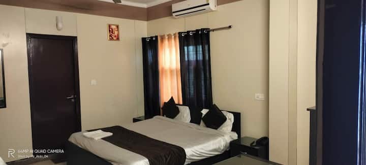 Budgeted , Peaceful & Hygenic Living - Dehradun