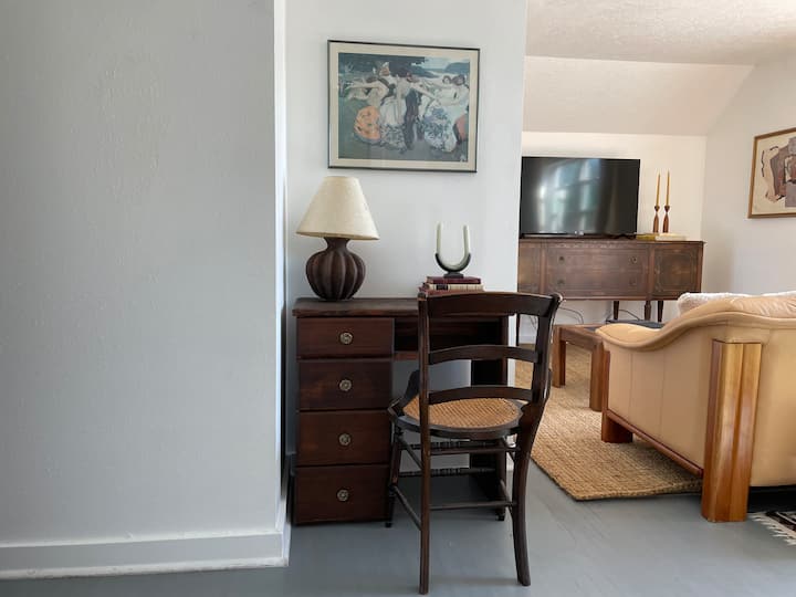 The Writer’s Den - Portland, OR