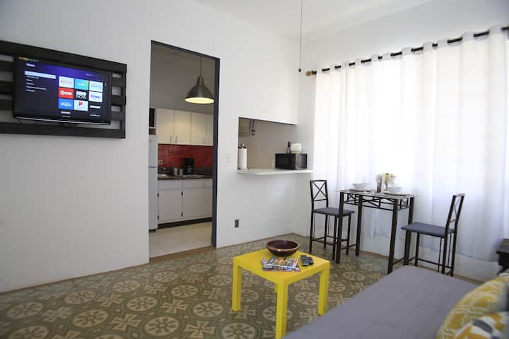 Ocean Park | Steps To Beach | Apt 1 - San Juan