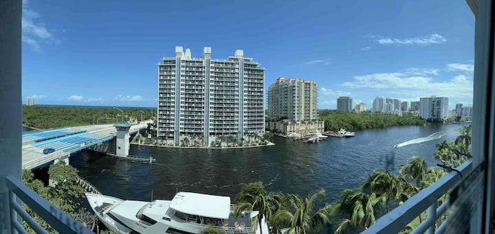 Cozy 1br/1ba Waterview Condo, 8min Walk To Beach! - Fort Lauderdale, FL