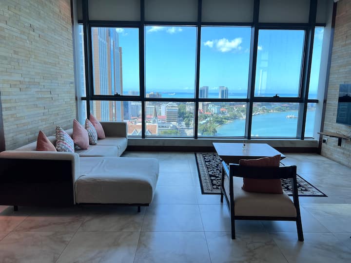 Stunning Ocean Front Apartment In City Center - Dar es Salaam