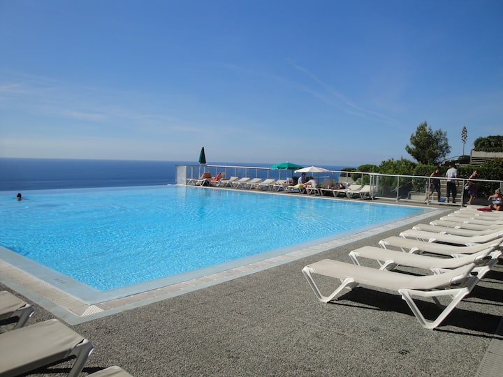 La Vue, La Mer, La Pinède, Le Confort - Cap-d'Ail