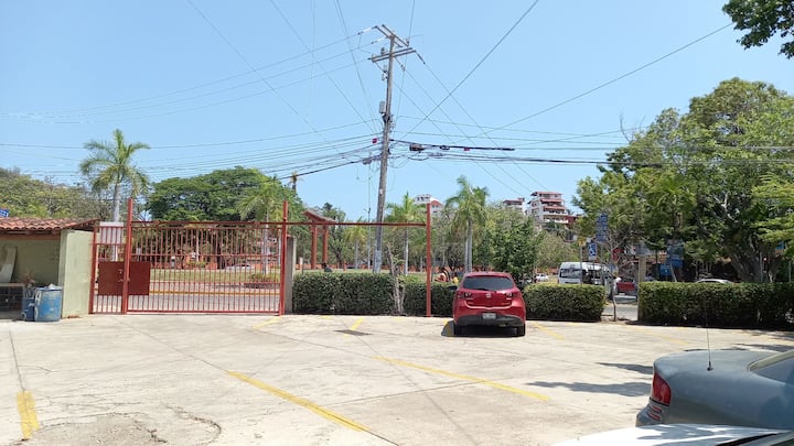 7 Pasos Al Mar - Zihuatanejo