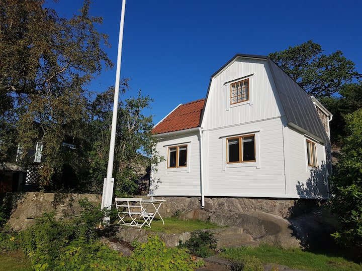 Charming Cottage, 1.5 Km To Kullaviks Marina - Gothenburg