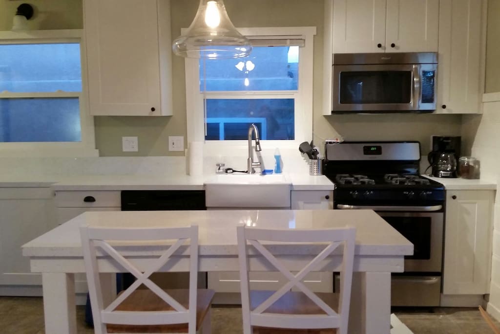 Vacation Rentals, Homes, Experiences & Places - Airbnb