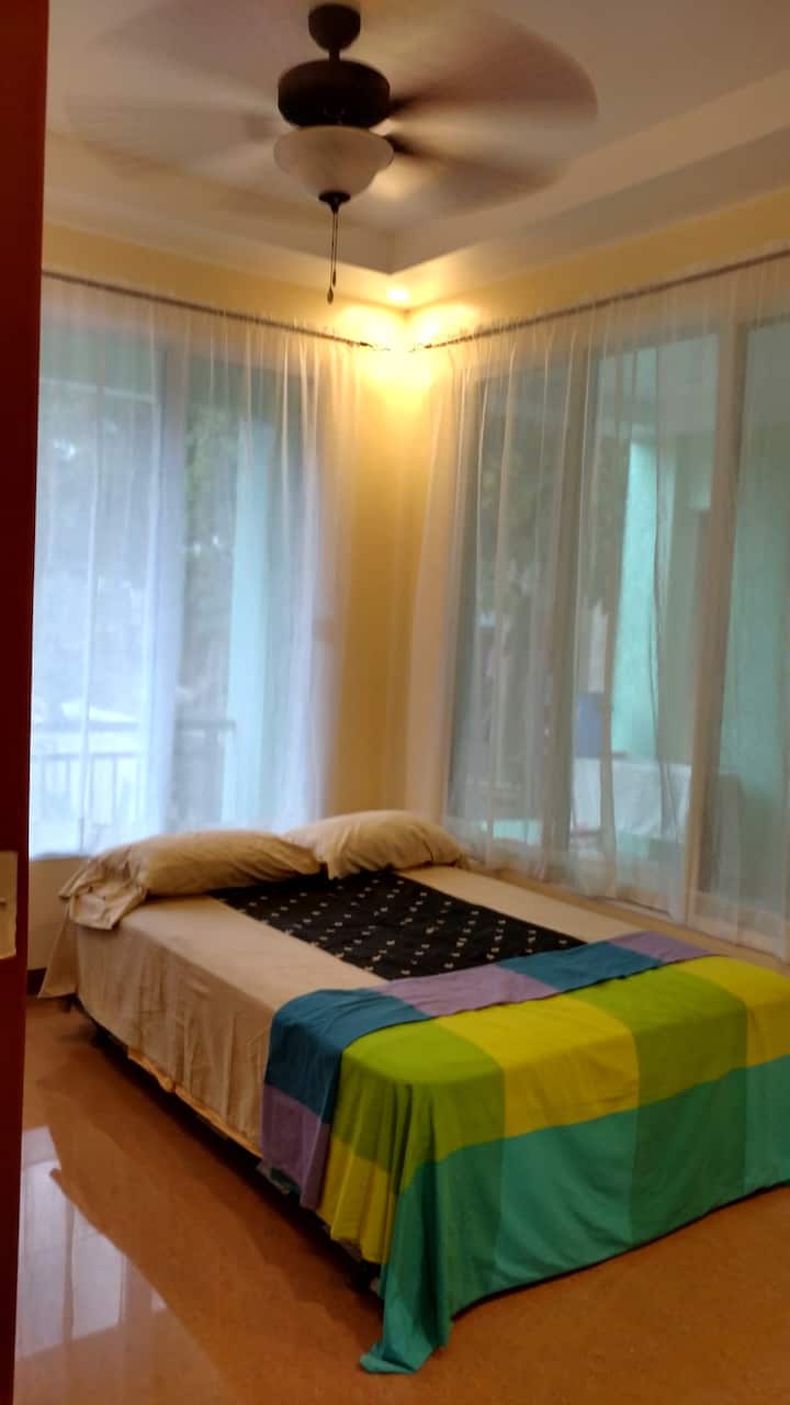 Mooney Master Bedroom Near Kalibo, Aklan - Kalibo
