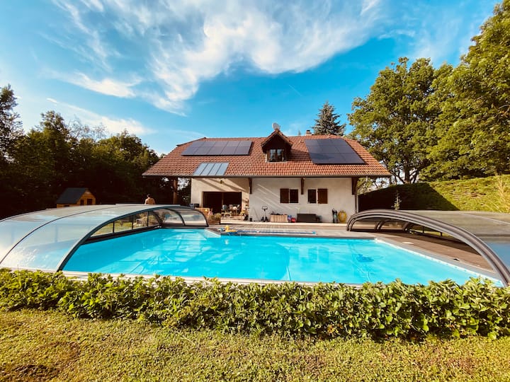 Maison Familiale, Entre Lacs Et Montagnes - Rumilly