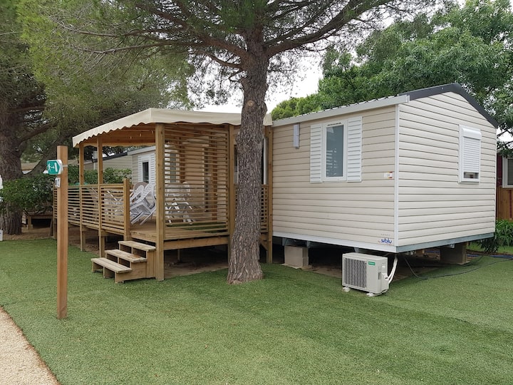 Le Confort, Le Soleil Et La Mer. - Canet-en-Roussillon