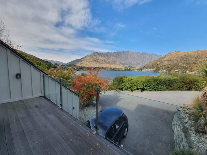 Snosun Marina Retreat - Queenstown