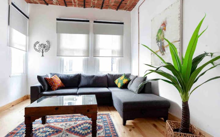 .Amazing Flat At Galata In Historical Building - Istanbul