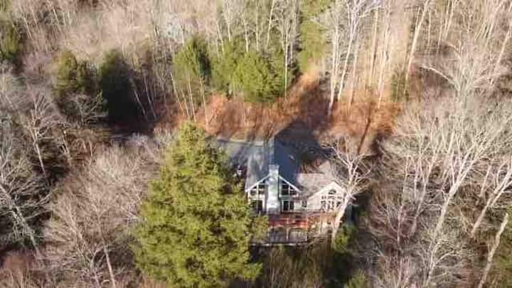 Spacious , Secluded Ski Home Near Stratton - Jamaica, VT