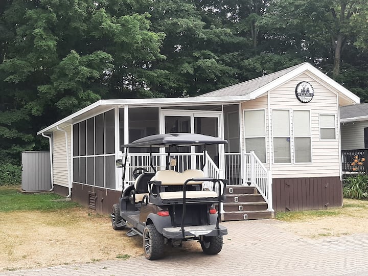 Cottage At Sherkston Shores: "The Four K Hideaway" - Port Colborne