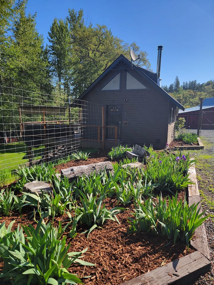 Cozy Cabin, Near Mosier And Hood River - Mount Hood, OR