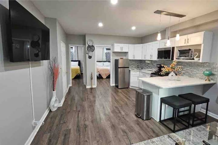 Beautiful Privt. Home Near Lga, Citifield,astoria - New York City