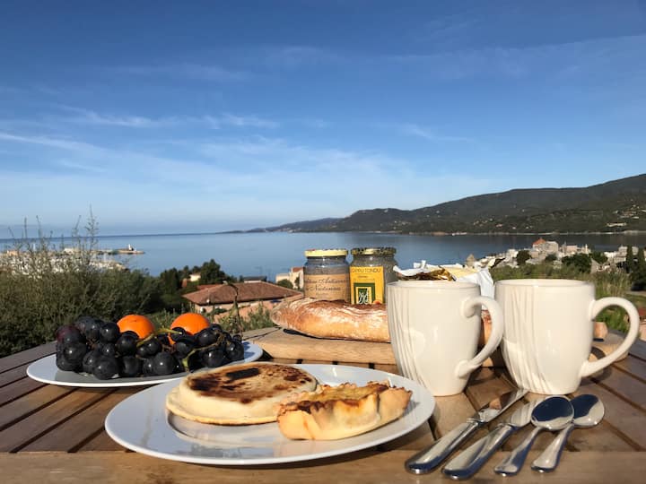 Maison Pleine De Charme Avec Vue Imprenable - Propriano