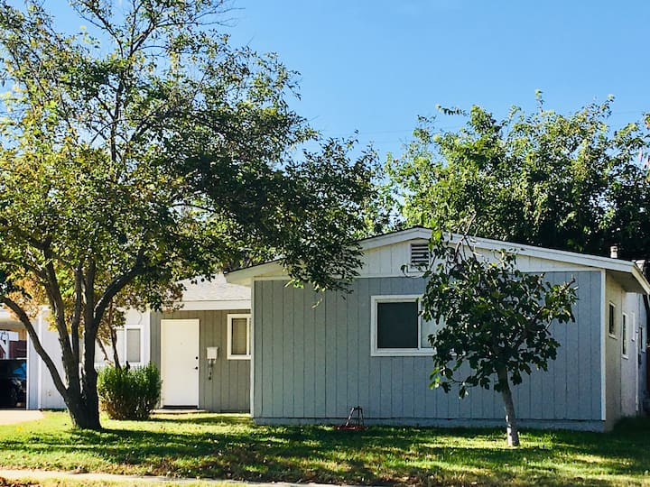 Modern Farmhouse - Riverside