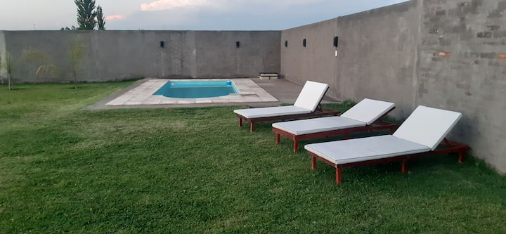 Cabaña Algarrobo Blanco - San Rafael