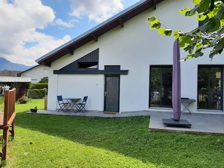 Studio Atypique Dans Maison Au Calme - Chambéry