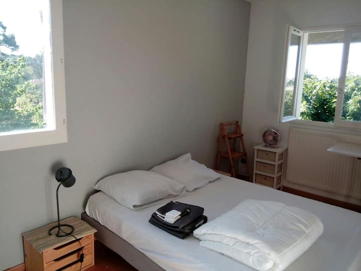 Chambre à L éTage Dans Bel Environnement - Aix-en-Provence
