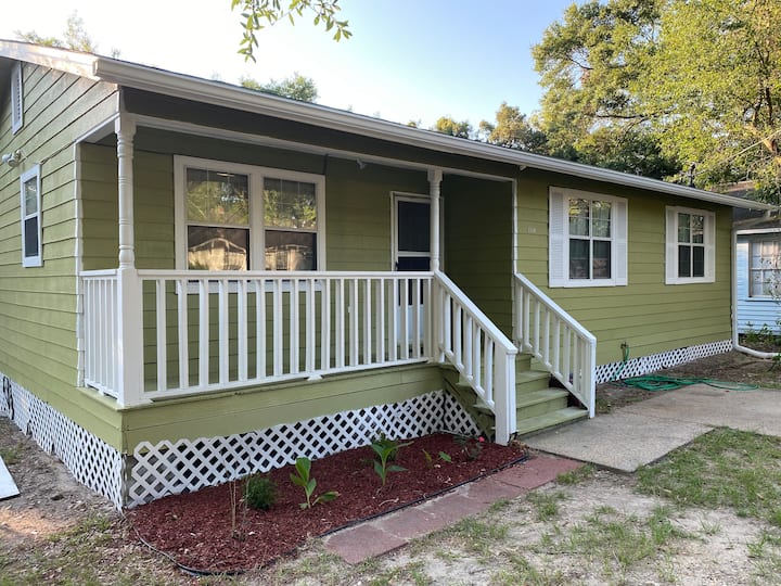 Serene Pensacola Cottage Getaway Gulf Of Mexico - Pensacola, FL