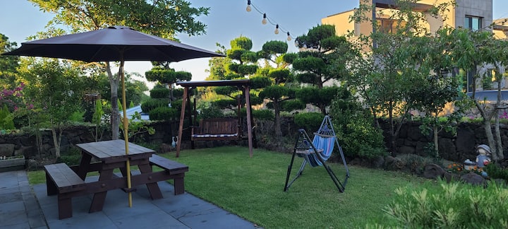 30%할인된 가격 함덕 선흘풍경 
#함덕해수욕장 인근 #가족형 독채 펜션#내집같은 편안함 - Jeju-si