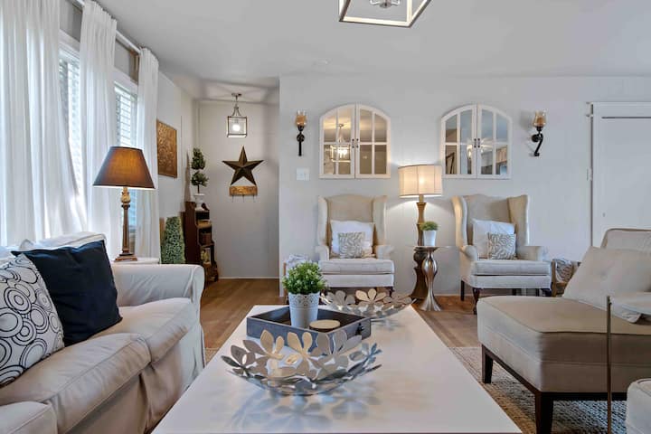 Beautiful Renovated Beach Condo In Center Of Oc - Ocean City, NJ