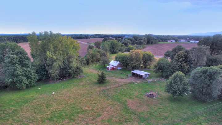 Barn House: Isolated Sheep Farm Hudson Area - 갠트