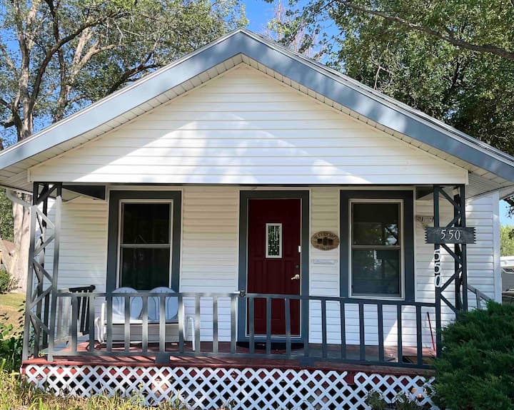 Game Day Getaway. Home Away Any Day. - Horseshoe bend, Milford