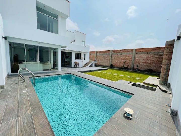 Casa De Campo Con Piscina - Chilca