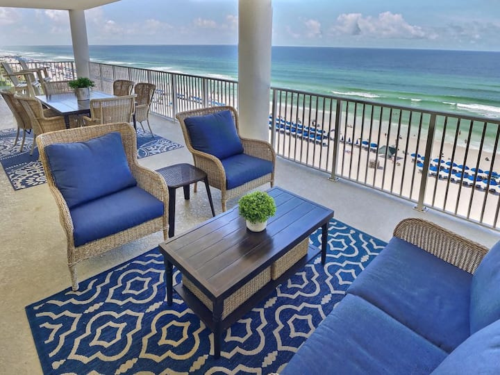 Updated luxury oceanfront - spacious sunset deck - Condominiums for ...