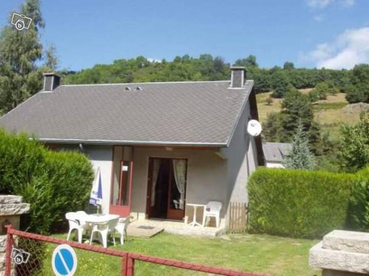 Chalet Lac Chambon (5min Du Lac) Parc Des Volcans - Murol