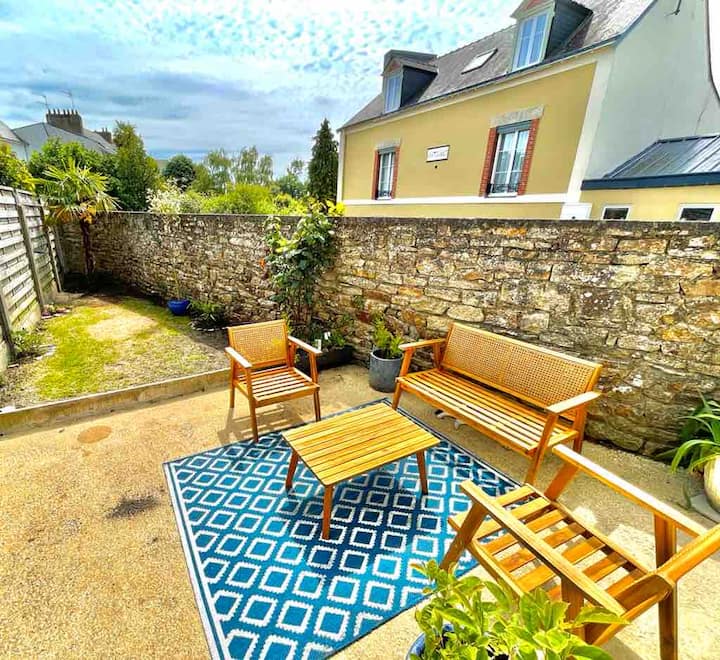 Maisonnette De Ville Avec Jardin - Vannes