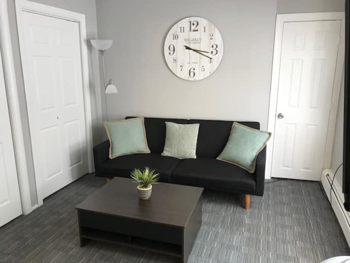Awesome Midtown Getaway (Unit #2) - Wilmington, DE