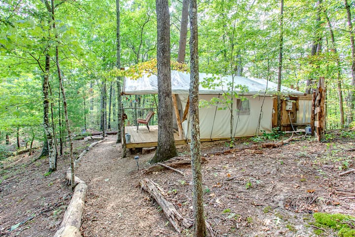 9 Spots For Glamping In And Near Gatlinburg, Tennessee - | Trip101