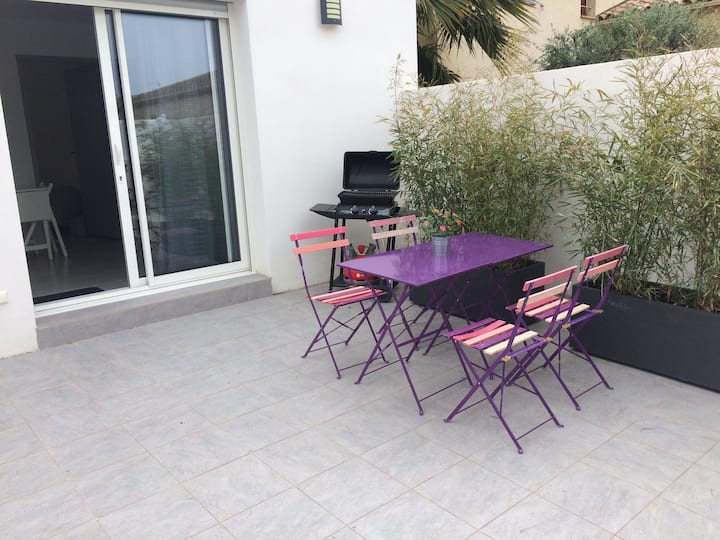 Appartement Cosy Dans Quartier Résidentiel - Vias