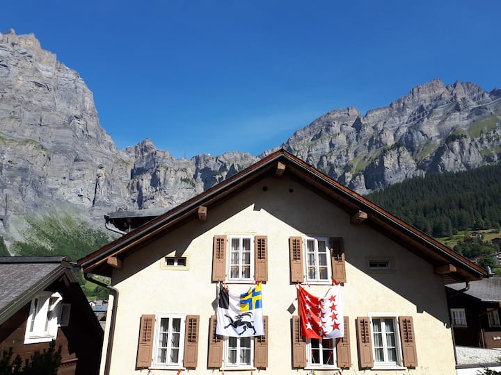 Warmen Brunnen Gross - Leukerbad