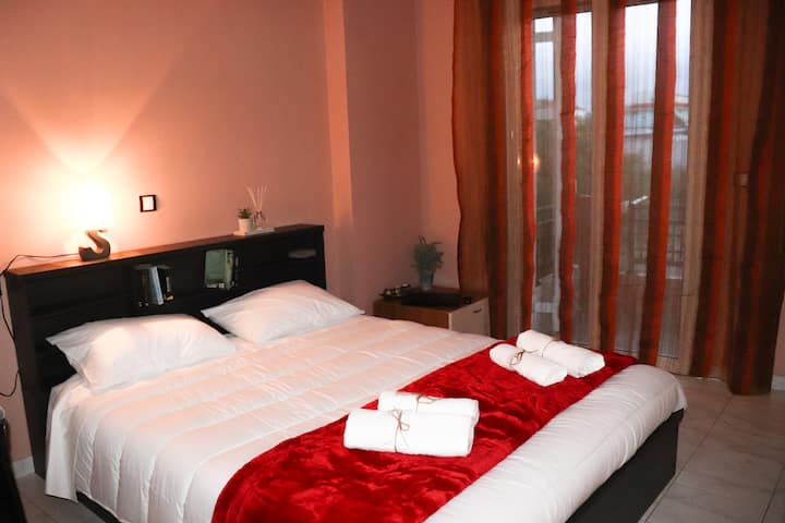 Serenity Lx Apartments - The Pink Apartment - Cephalonia