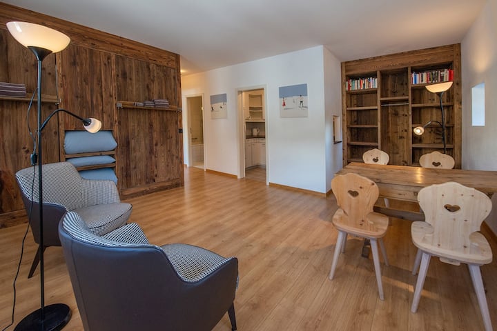 Chesa Madrisa 2 - Parking, Skiraum & Coffee - Saint-Moritz