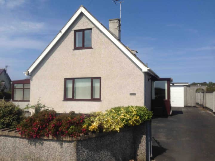 Rhianfa, Beautifully Situated Home From Home. - Anglesey
