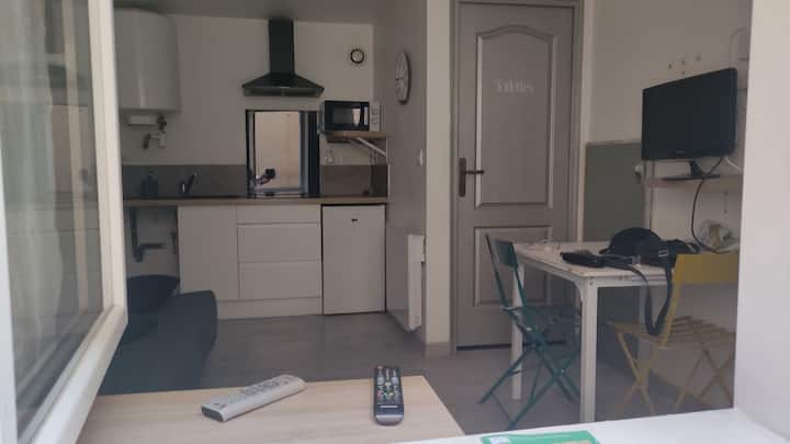 Studio Calme à 2 Pas Du Centre - Valence
