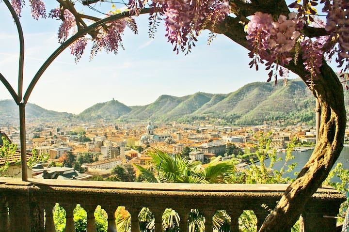 Dolce Lago Apt.  ~   Lake View Terrace ~ Wisteria - Como