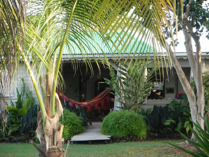 Bungalow Créole Pour Séjour Zen/ Sportif - Guadeloupe