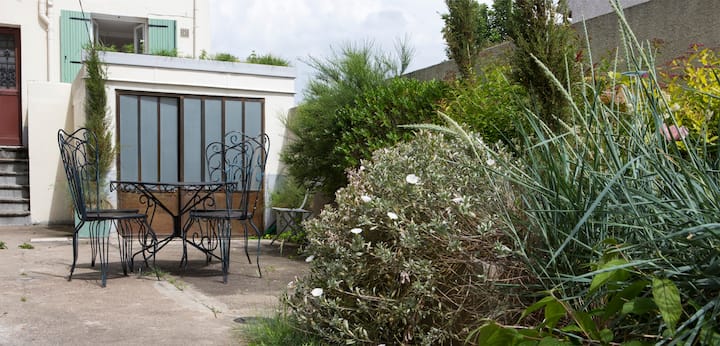 Logement Atelier Atypique à 15mn De Paris - Bagneux